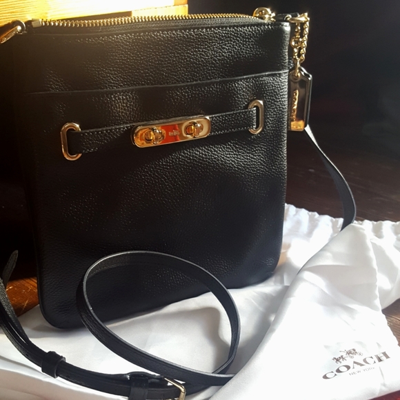 Coach | Bags | Coach Swagger Crossbody Purse Black Leather | Poshmark
